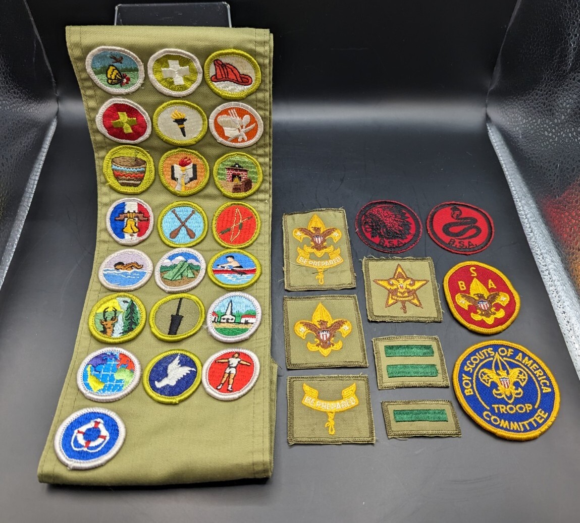 Vintage 1970s Boy Scout Merit Badge Sash w/22 Badges Boy Scouts BSA ...