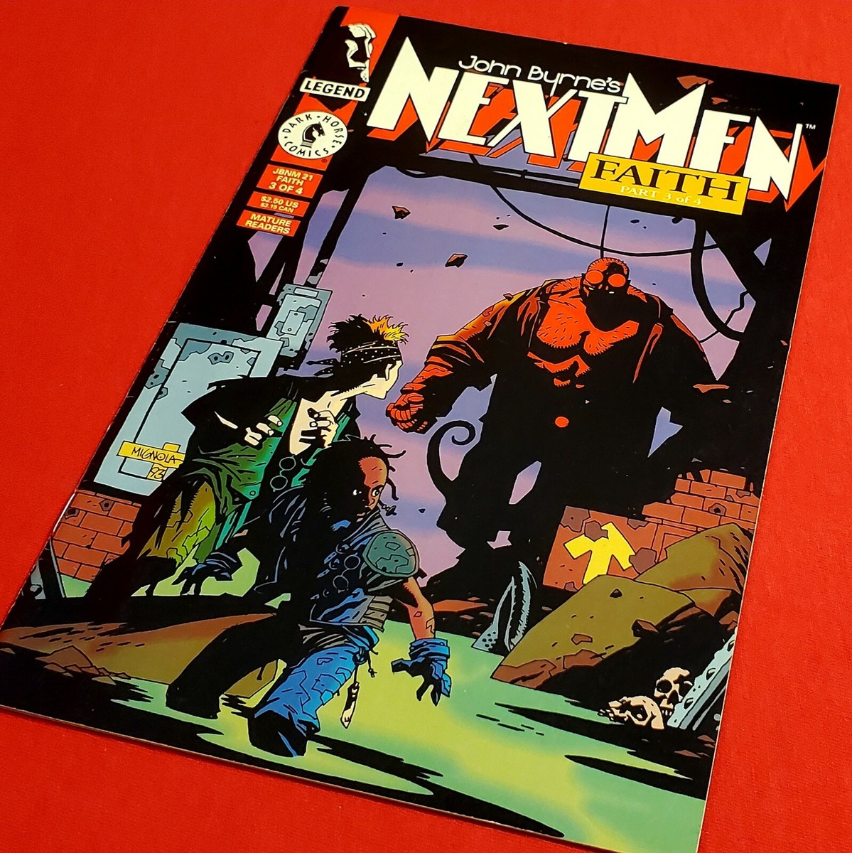 Couverture De Hellboy Mignola