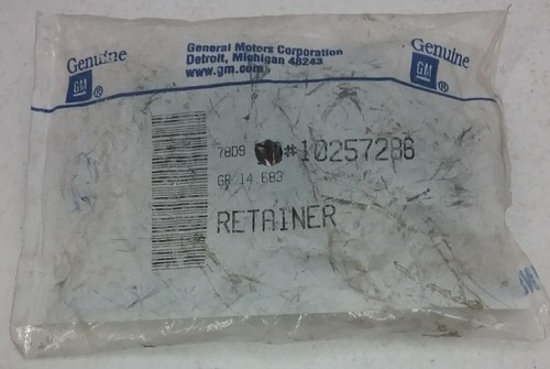10257286 GM OEM Side Sliding Door-Door Trim Panel Retainer Qty 10 | eBay