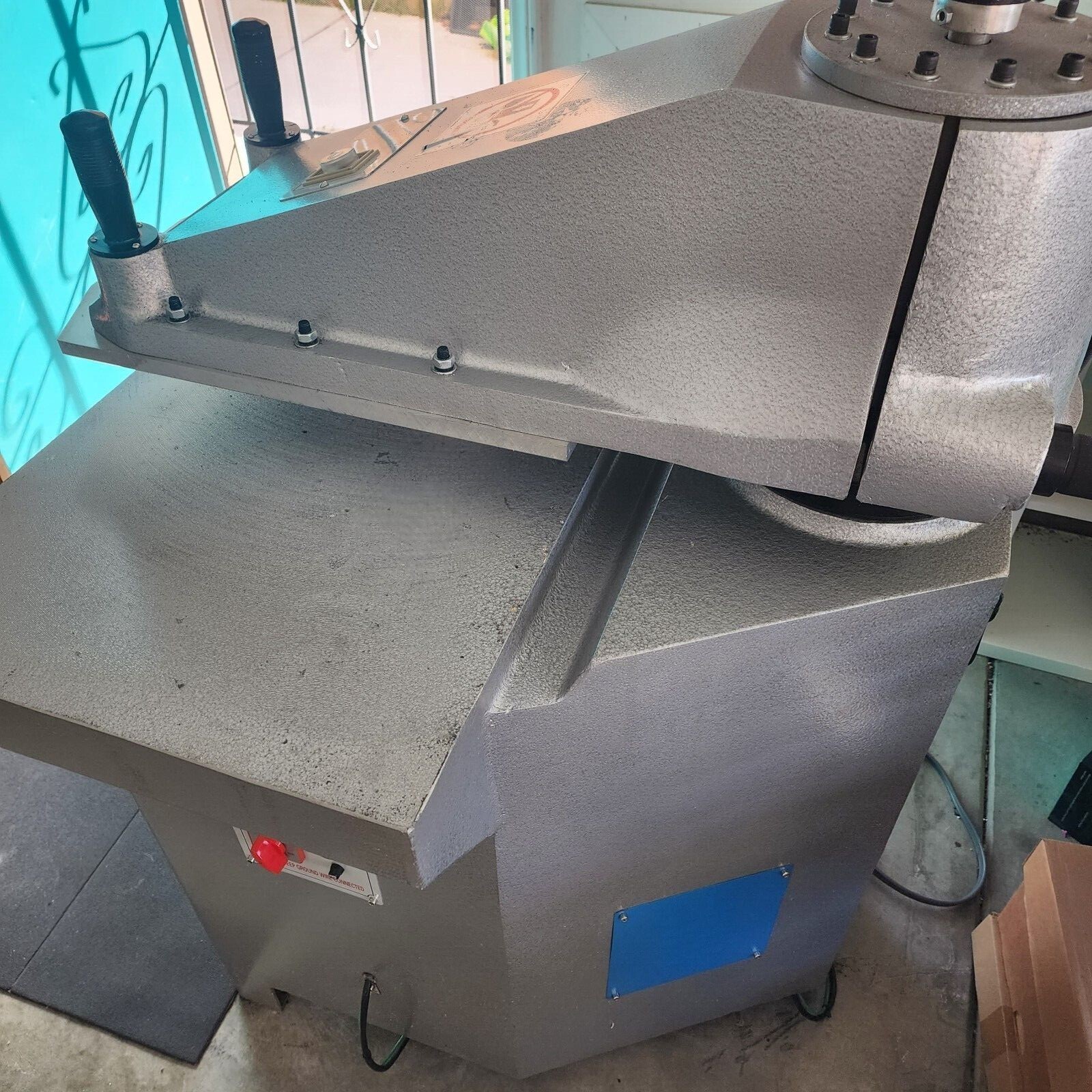 Perfect Condition 20Ton Cast-Iron Hydraulic Swing-Arm Clicker Press | eBay