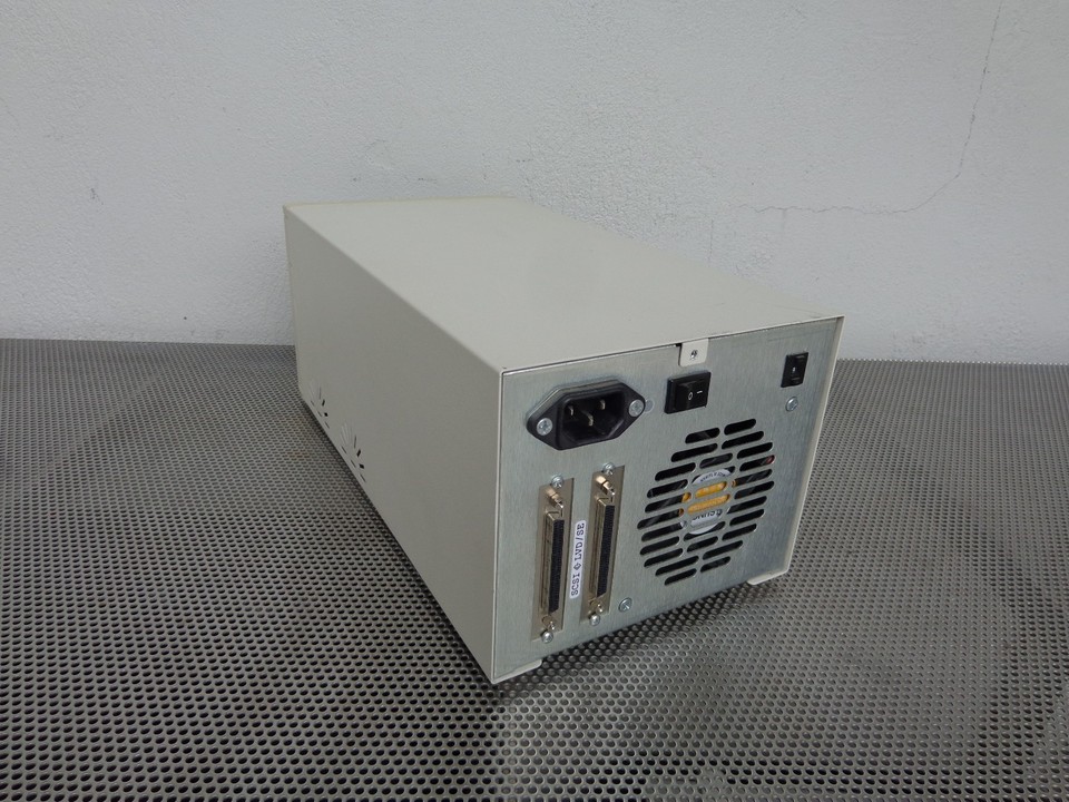 ADIC DLT8000 LVD External Tape Drive DLT 8000 LCD DS9800D DS9800 98 ...