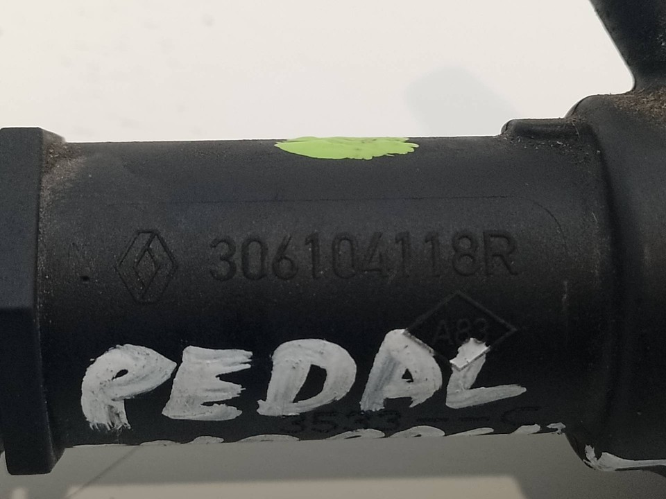 306104118R GEBERZYLINDER KUPPLUNG FÜR DACIA DOKKER ESSENTIAL 10482594 ...