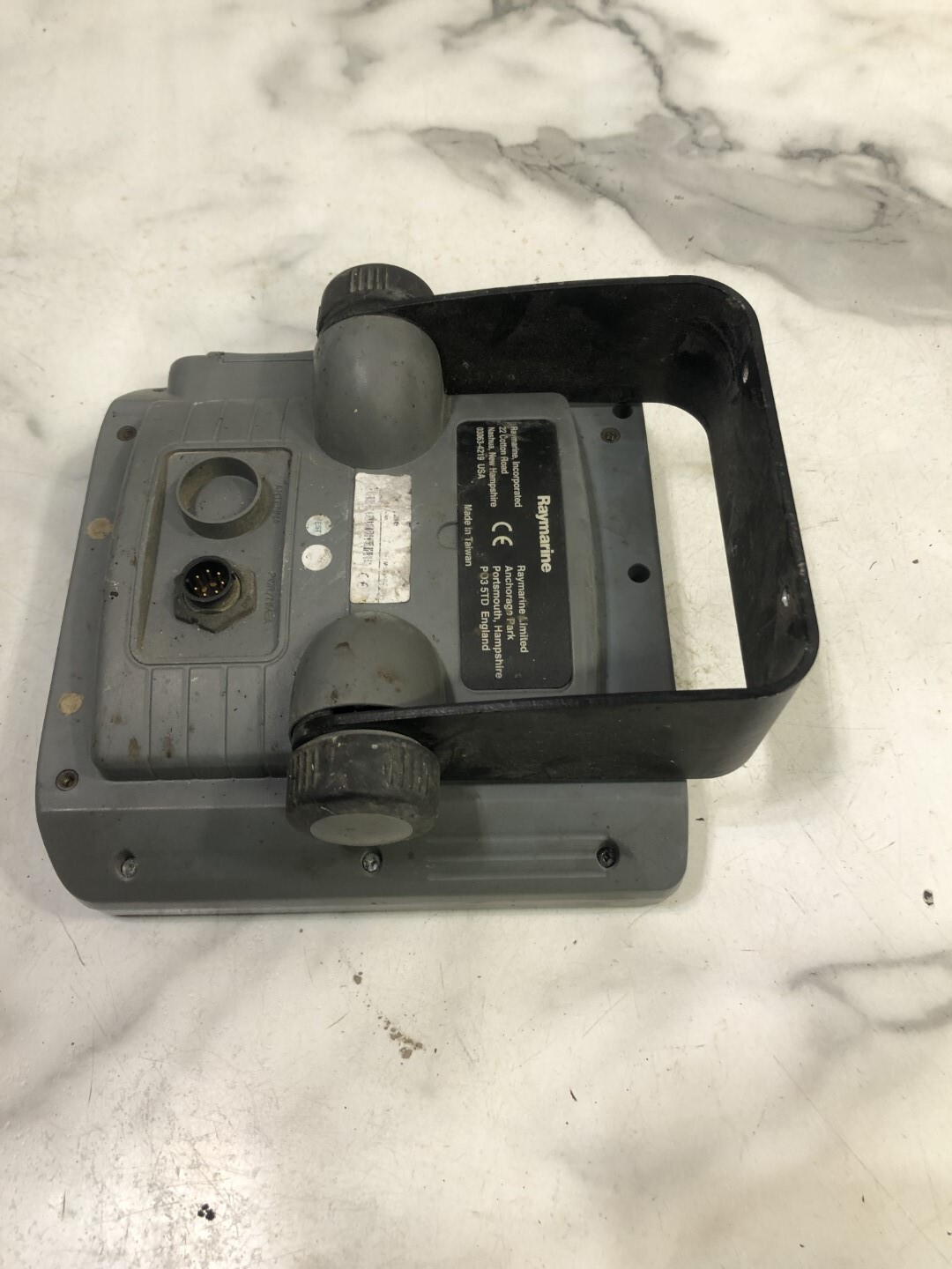 Raymarine RC435i chartplotter fish finder fishfinder | eBay