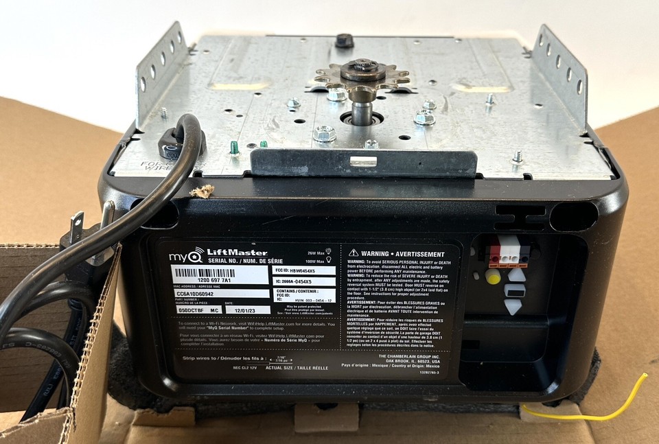 Liftmaster 1/2 HP DC Chain Drive Wi Fi Garage Door Opener Rails Not ...