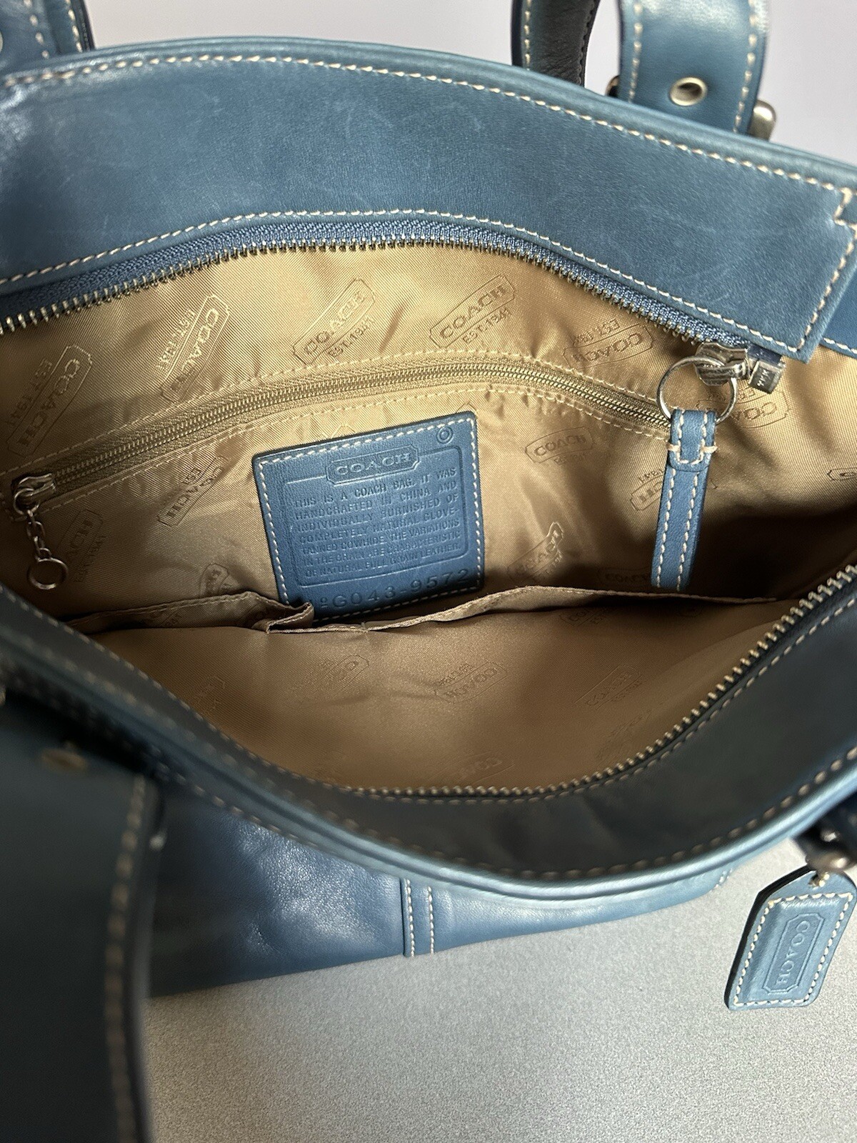 Authentic Coach Legacy Vintage Blue Leather Medium Shoulder Bag NO ...