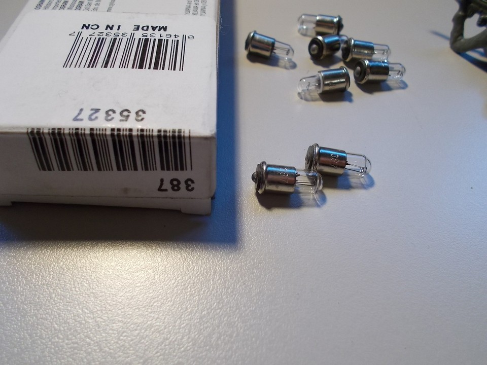 NEW Sylvania 387 Mini Lamps Miniature Light Bulbs, Lot of 8 *FREE ...