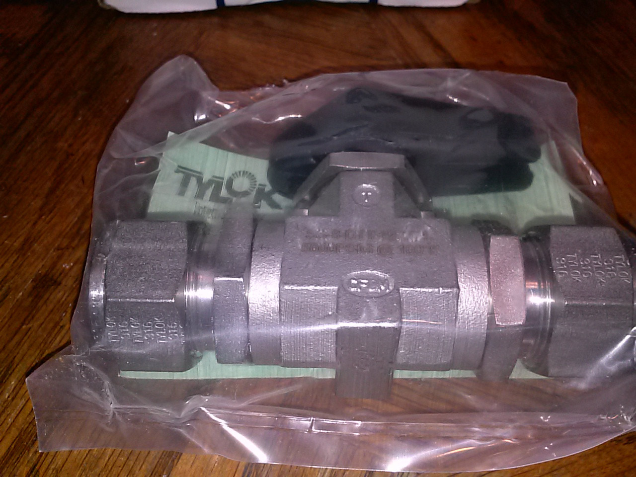 Tylok Tty-flo HP 5000 PSI Valve 3/4" PCTFE Seats ss-8-dtt-12-12-k for ...