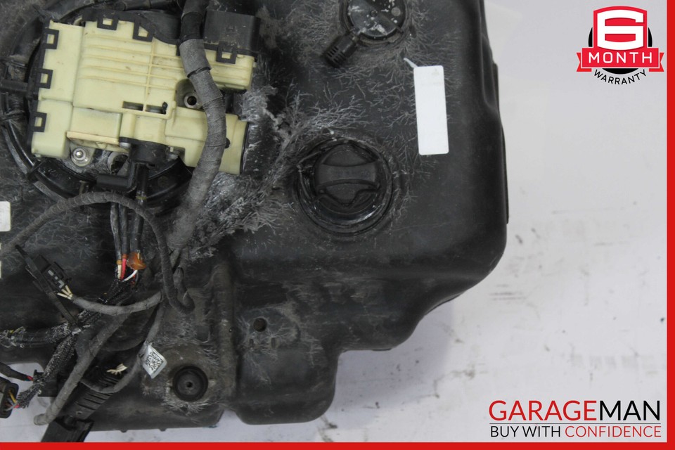 09-11 Mercedes W164 ML350 Diesel AdBlue Fuel Additive Tank Container w ...