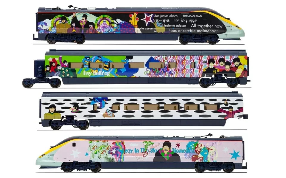 Hornby R1253T The Beatles Yellow Submarine Eurostar Train Set OO Scale ...