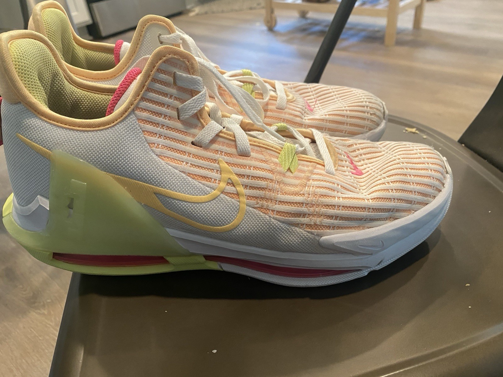 Nike LeBron Witness VI Tint Lemon Twist Basketball Sh… - Gem
