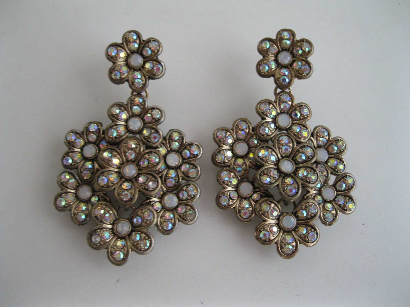 Iridescent rhinestone floral Dangle Earrings - Gem