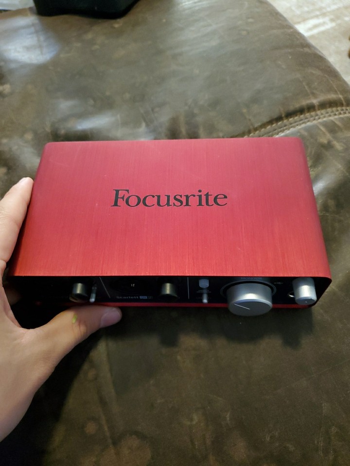 Focusrite Scarlett 2i2 USB Audio Interface 1st Generation Red (LOOK) | eBay