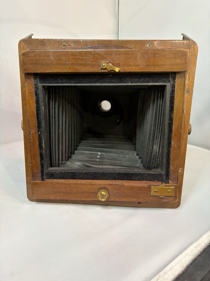 ANTIQUE VICTORIAN -PLATE CAMERA -MAHOGANY & BRASS ‘The National Camera ...