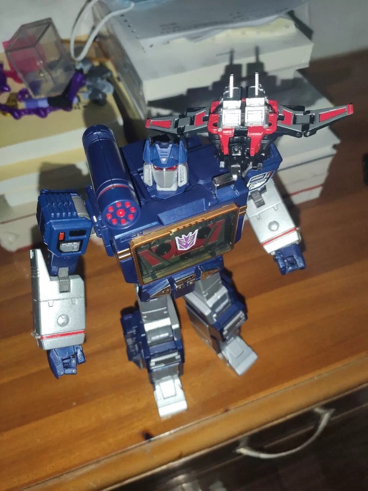 Transformers Toy Masterpiece MP-13 Soundwave w/Laserbeak Cassette In ...