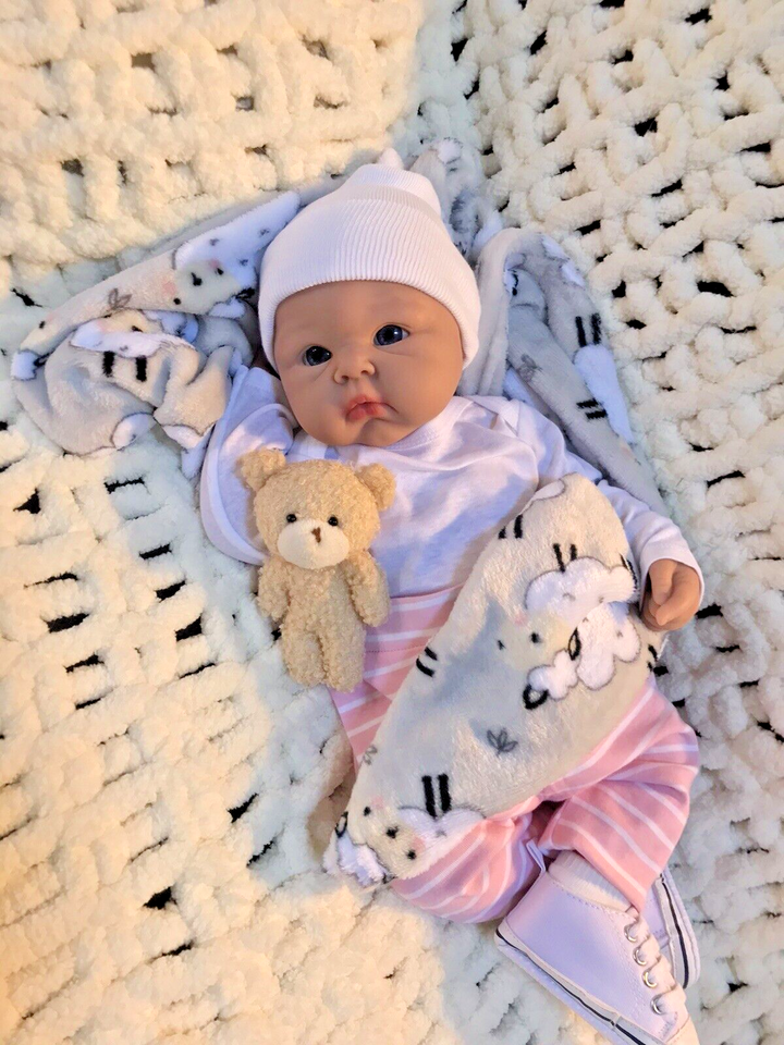 Full Silicone Reborn Baby Girl Doll 7lbs Soft Floppy 19” Chubby ...