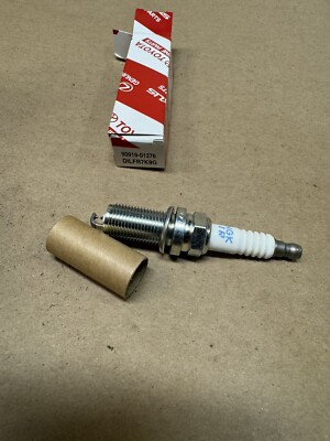 GENUINE TOYOTA LEXUS SPARK PLUG OEM 90919-01276 | 9091901276 | eBay