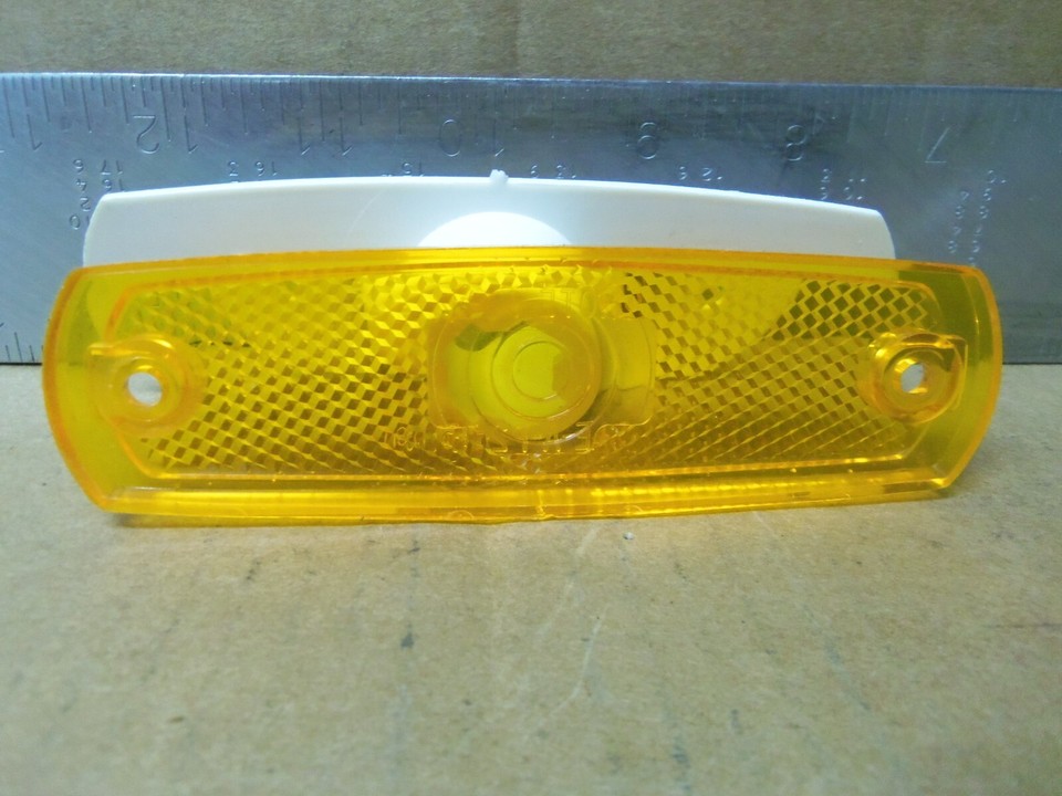 Grote - Amber Clearance & Marker Light Lens Assembly Kit - P/N ...