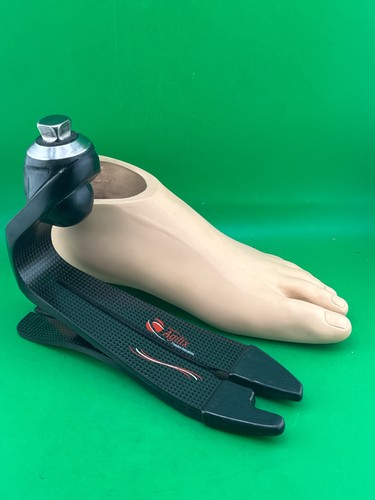 freedom agilix prosthetic foot. size 27. category 4. Left, great ...