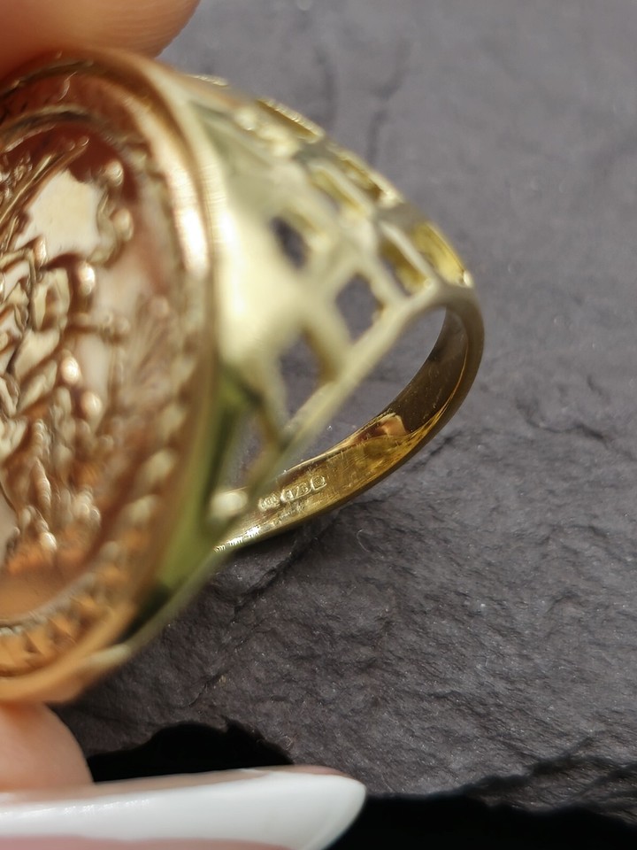 New Solid 9ct Yellow Gold Signet Full Sovereign Coin Ring size L 22mm ...