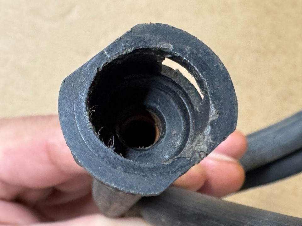 87-93 Ford Mustang Gas Tank Fuel Lines Factory Soft Line Pressure ...