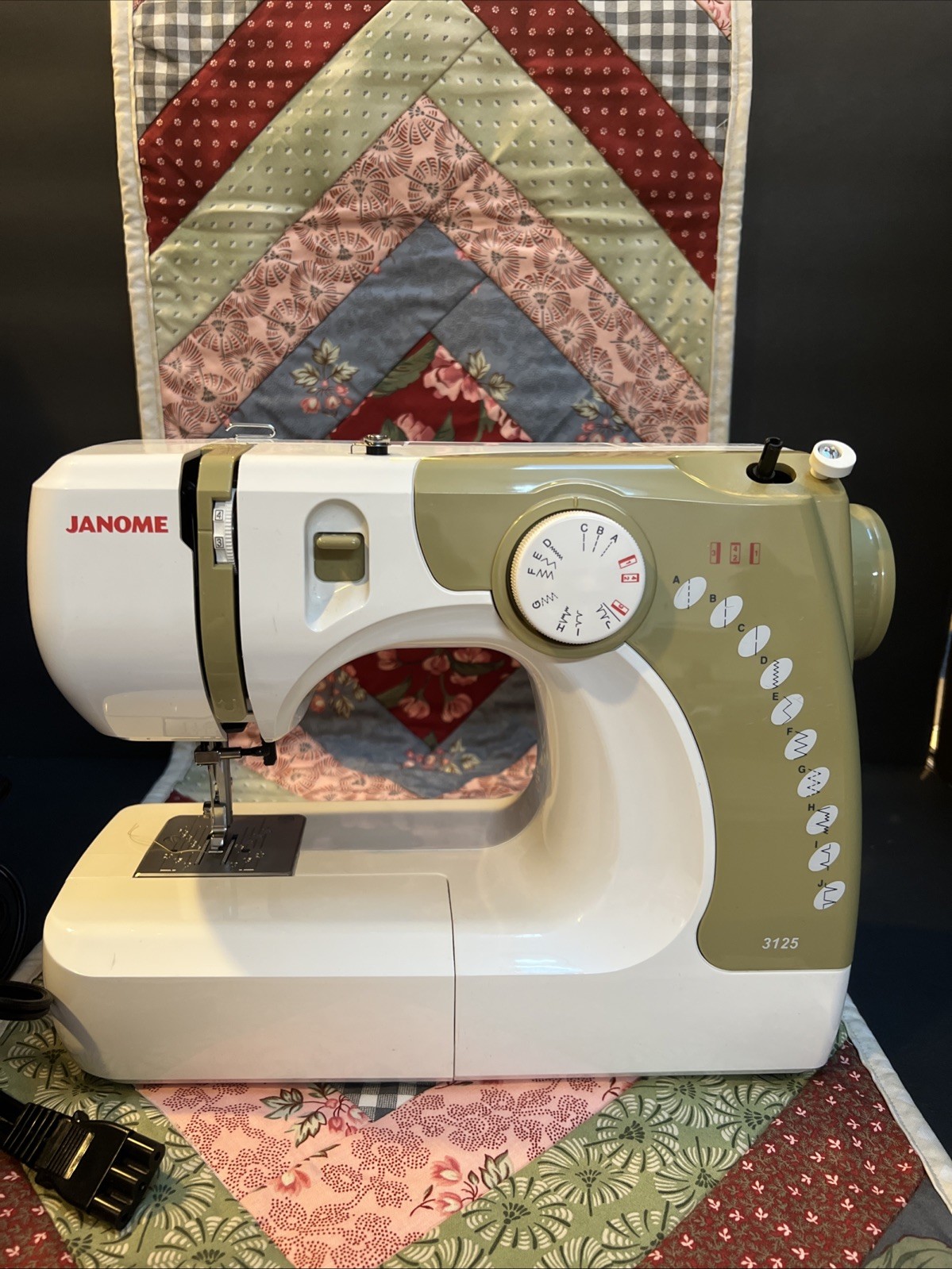 JANOME MODEL 3125 Sewing Machine 10 Built In Stitches Lightweight ...