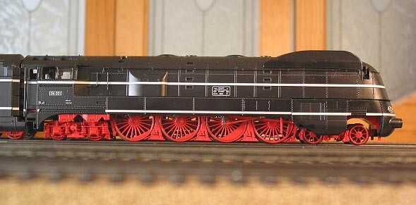 BRAWA DIGITAL HO 40212 DEUTSCHE REICHSBAHN STREAMLINED 4-8-4 STEAM LOCO ...