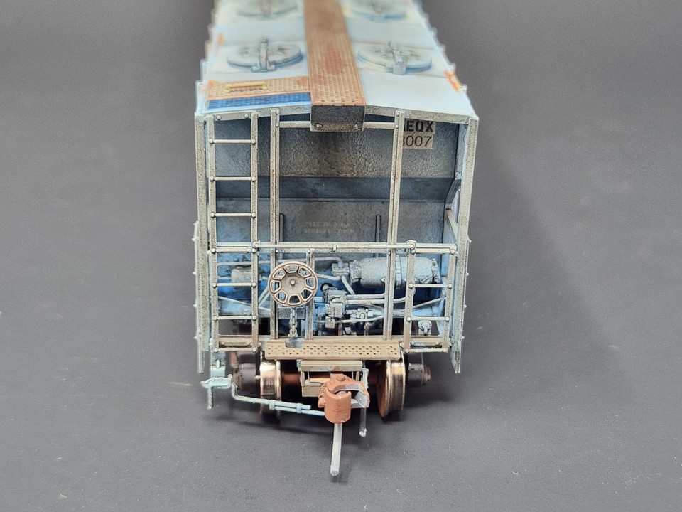 Prototype Weathered Ho Scale Atlas Portec 3000 Covered Hopper AEQX Ex B ...