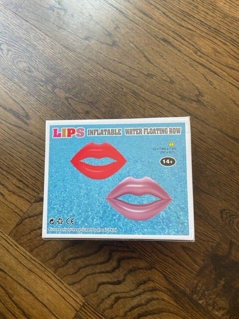 Giant red lip inflatable pool floatie water raft swimming toy outdoor ...