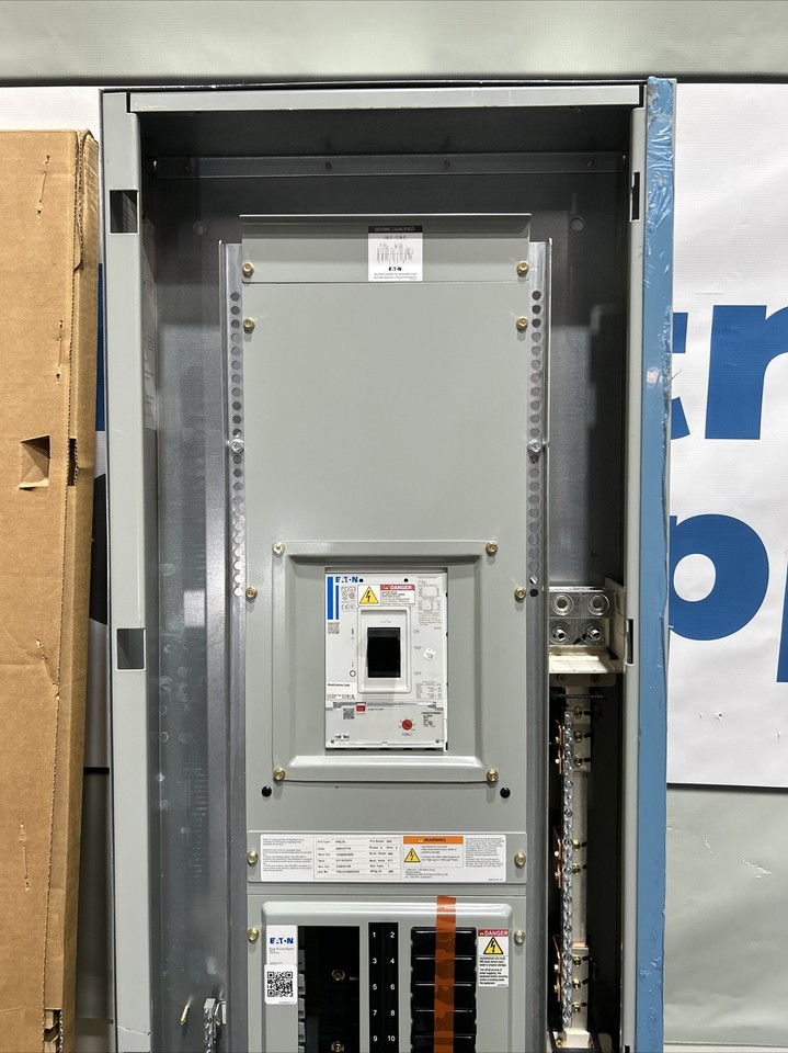 600 amp Panelboard main breaker 600 Amp Eaton 42 Space 3PH 4WIRE COPPER ...