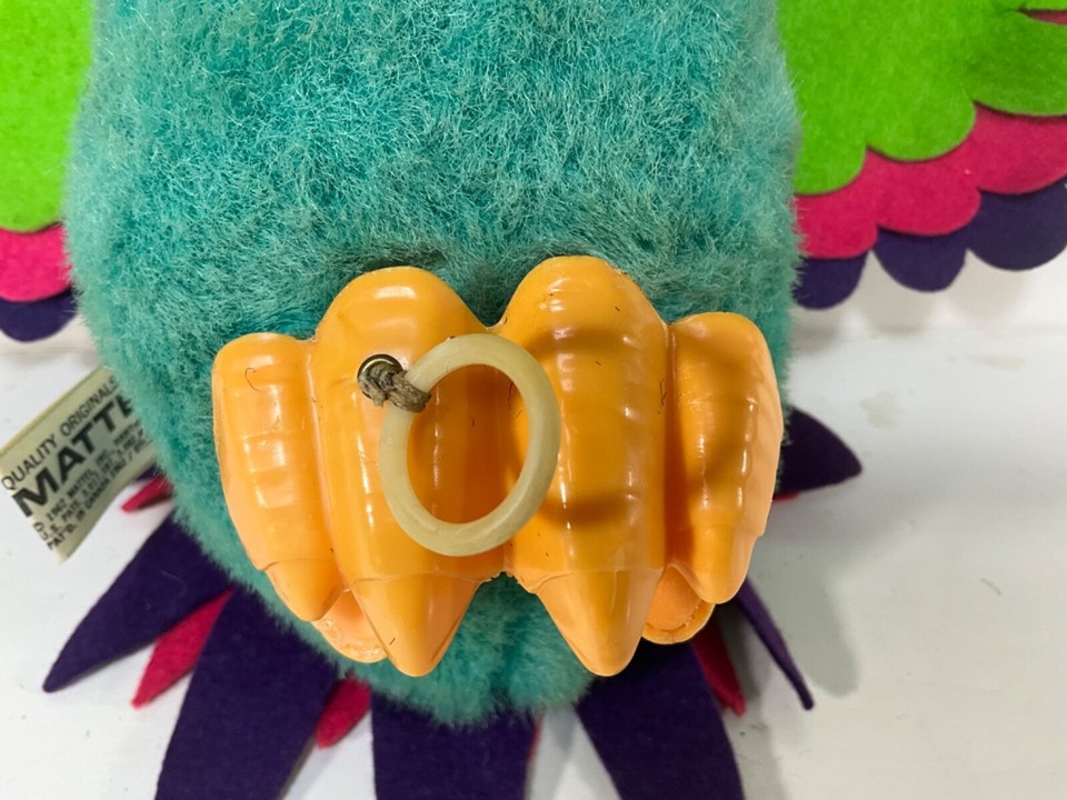 VINTAGE 1964 MATTEL CRACKER THE PARROT W/PERCH ANIMAL YACKER TALKING ...