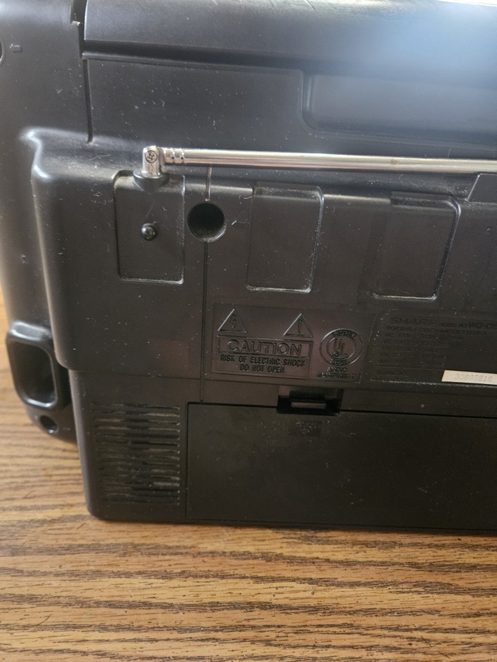 Vintage SHARP WQ-CH600 PORTABLE 6 CD CHANGER RADIO CASSETTE PLAYER ...