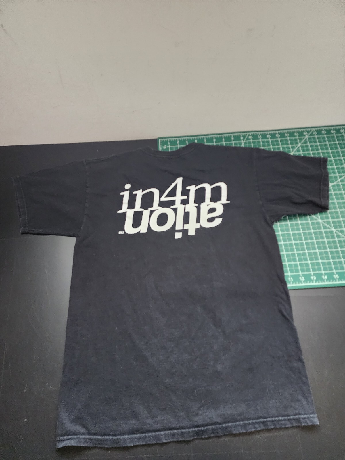 In4mation Hawaii Men's Medium Upside Down Design Shor… - Gem