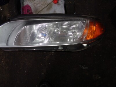 VOLVO S80 V70 2007 - 2010 FRONT left T SIDE HALOGEN HEADLIGHT 31214353 ...