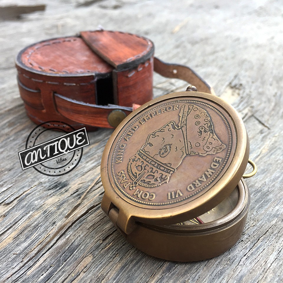 Vintage SOLID BRASS ENGRAVED COMPASS POCKET EDWARD COMPASS WITH LEATHER ...