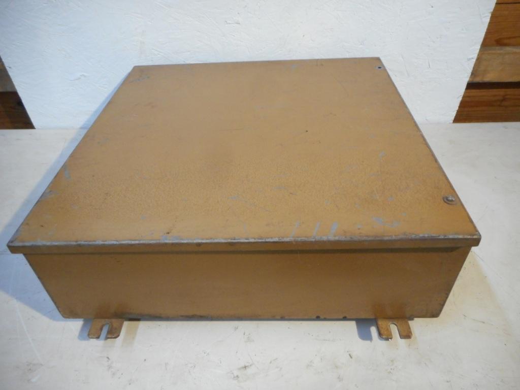 DELTA ENCLOSURE, 24X24X6-1/2 | eBay