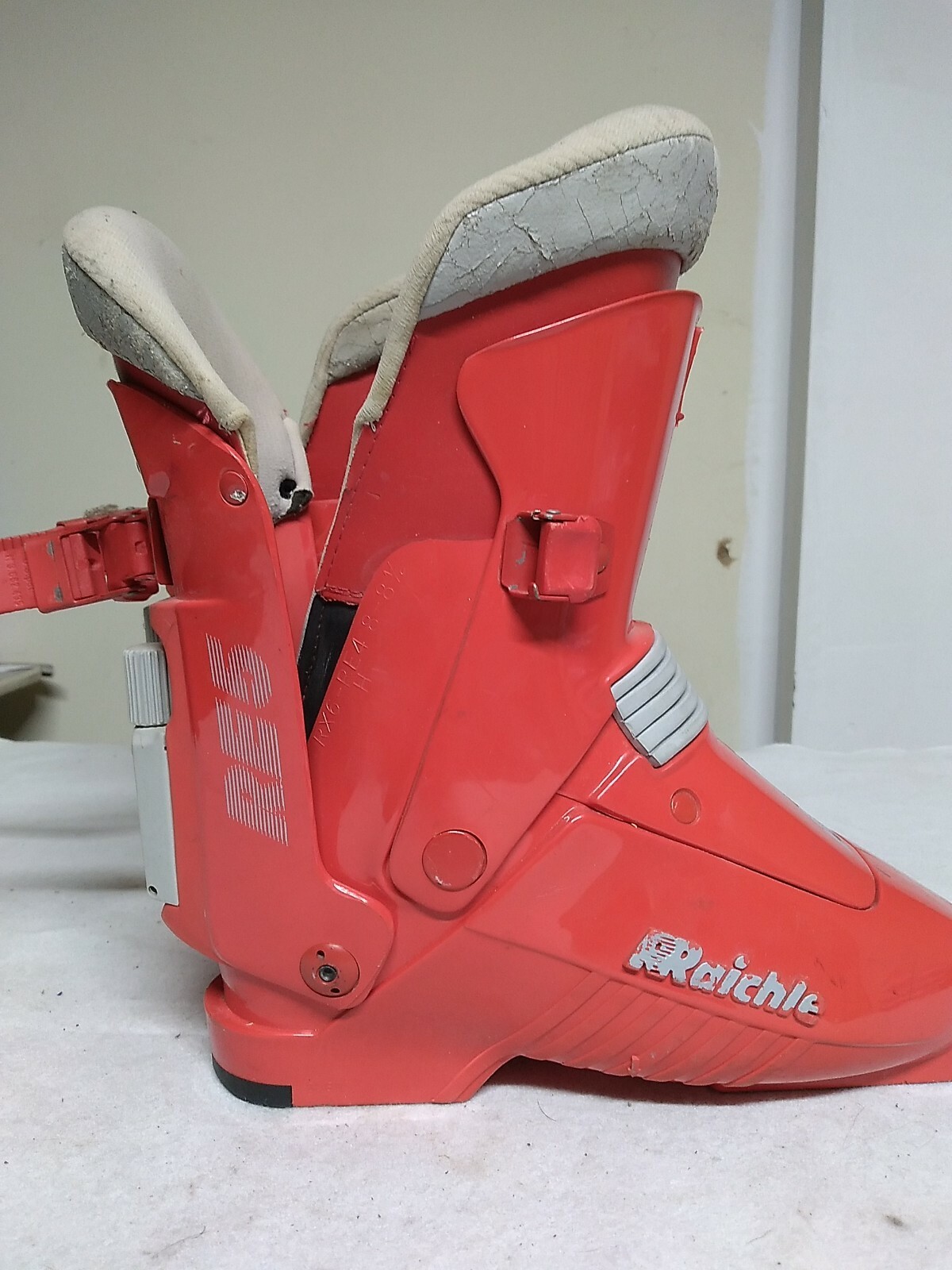 Raichle Red RE5 Ski Boots Size 8-8.5 RARE Vintage | eBay