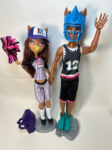 Monster High Dolls Ghoul Sports Claw- Clawdeen Wolf, authentic Mattel ...