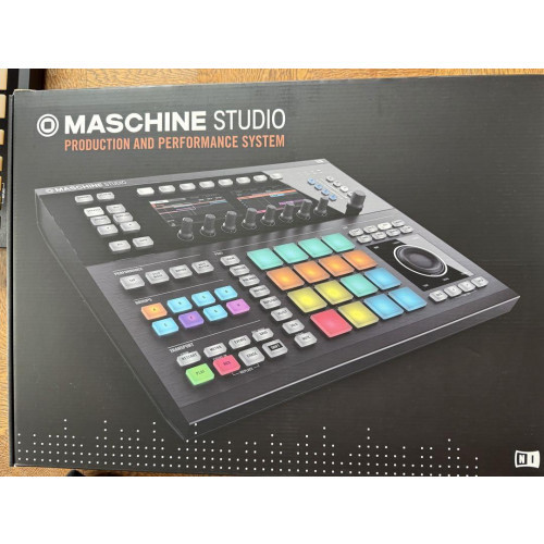 Native Instruments MASCHINE STUDIO Black Digital Devices 16 Pads 8 ...