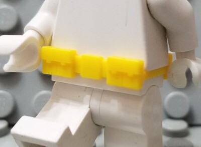 LEGO Super Heroes Batman Yellow Utility Belt Minifigue Waist Accessory ...