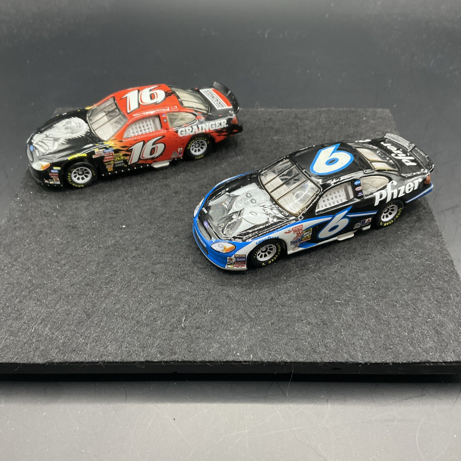 Mark Martin 6 Greg Biffle 16 Pfizer Grainger 1999 1/64 NASCAR Hot ...