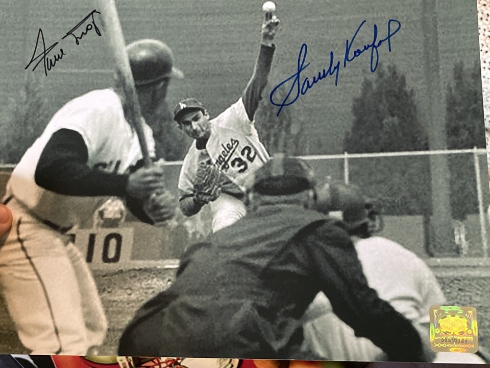 Sandy Koufax , Willie Mays Autographed Signed 8x10 Photo.HOF. With COA ...