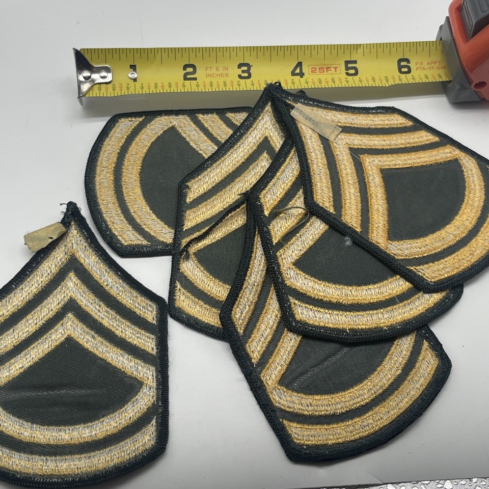U.S. Military Army Sergeant 1st Class Rank Patch Insigni Chevron Green ...