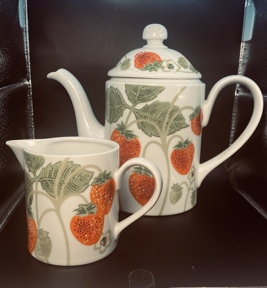 Vintage 1975 MCM Fritz & Floyd Neiman Marcus Wild Strawberry Tea Pot ...