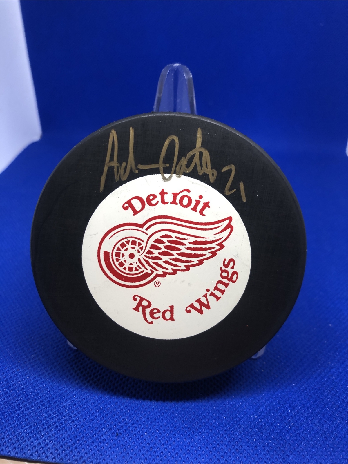 Adam Oates #21 Signed Detroit Red Wings Autographed Hockey Puck | eBay