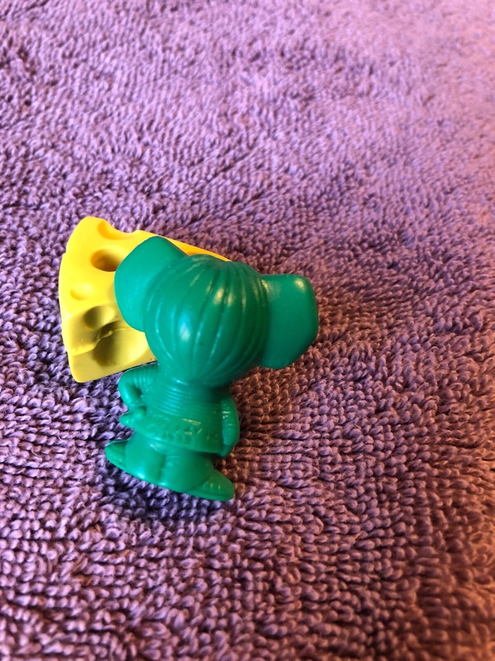 CHEETOS MOUSE FRITO LAY TOPPER GREEN ERASER WITH BONUS CHEESE WEDGE | eBay