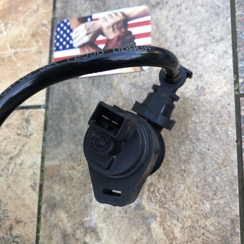 Volvo 8653909 Purge Solenoid + Secondary Air Injection Pump Hose Pipe ...