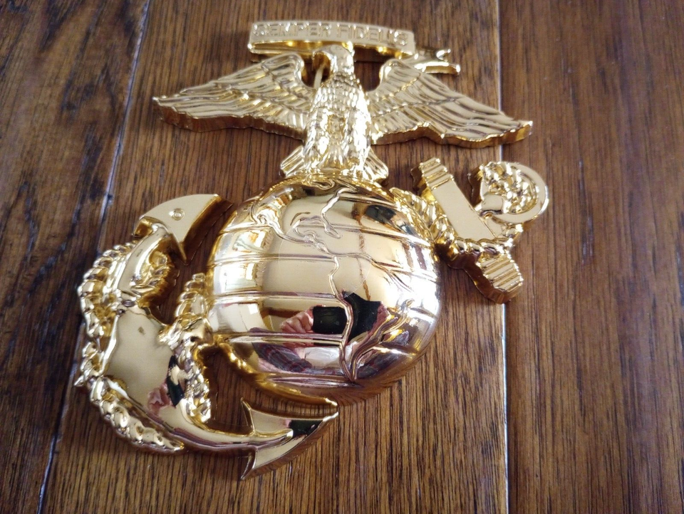 U.S MARINE CORPS EGA GOLD OVERSIZED EAGLE GLOBE & ANCHOR WALL MEDALLION ...