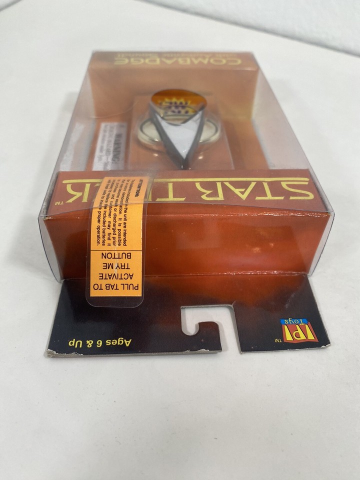 IPI Toys Star Trek The Next Generation Communicator Badge With Sound ...