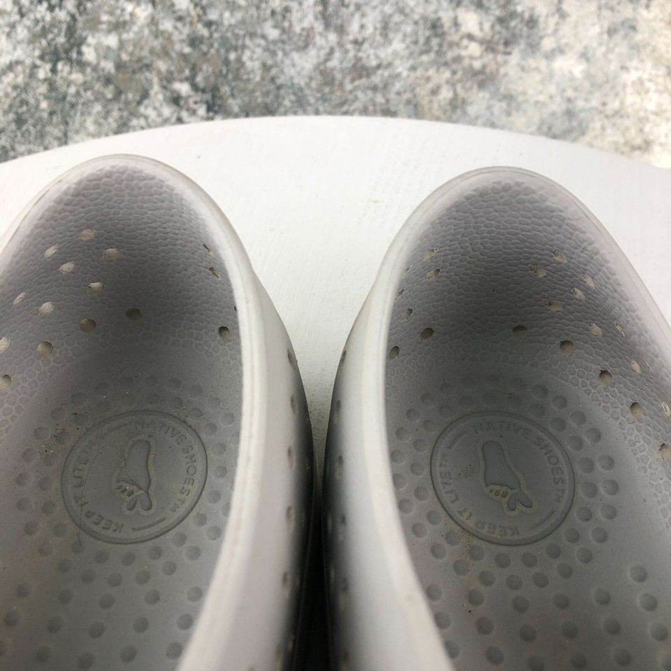 Native Unisex Size 6M 8W Jefferson Grey White Closed Toe Perforated ...