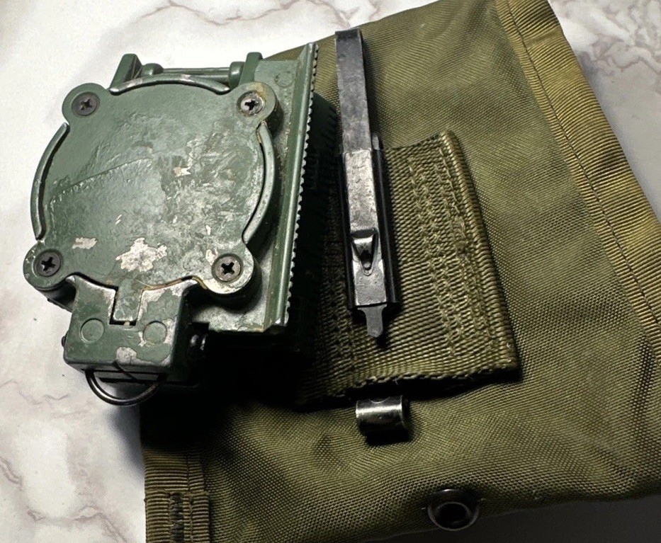 1989 U.S. Military Magnetic Compass Army Stocker Yale NSN 6605-01-196 ...